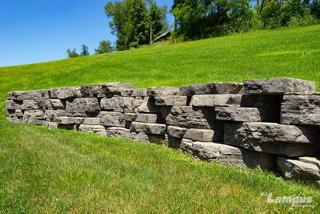 Rosetta Outcropping Retaining Walls | R.I. Lampus