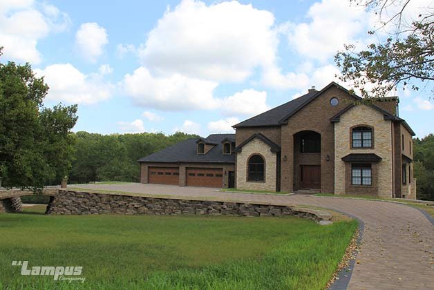 Rosetta Outcropping Retaining Walls | R.I. Lampus