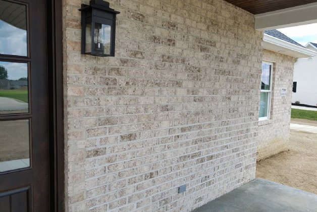 Brick - Meridian | R.I. Lampus