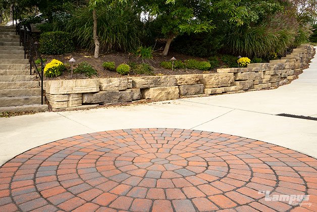 Rosetta Outcropping Retaining Walls | R.I. Lampus