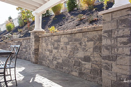 Retaining Walls | R.I. Lampus