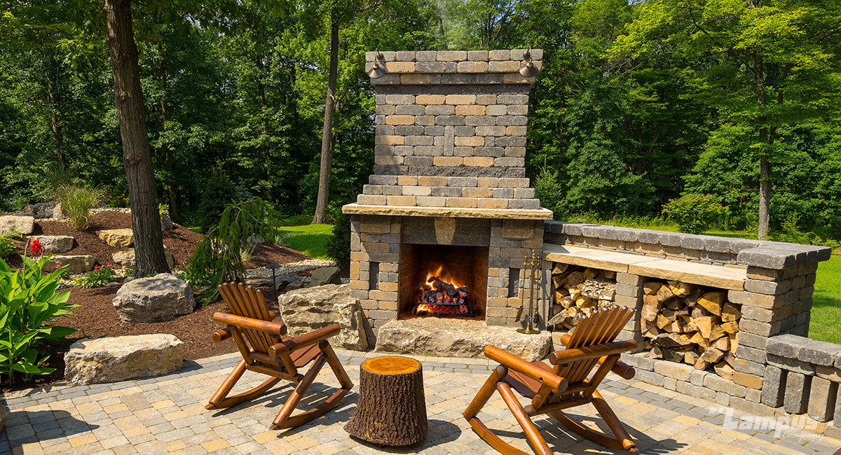 Country Stone Retaining Walls | R.I. Lampus